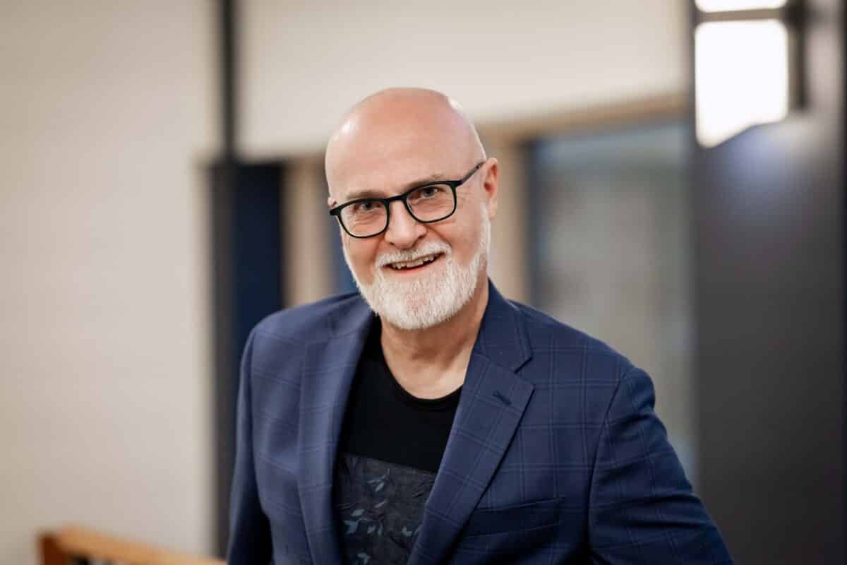 James W. Goll Bio - God Encounters Ministries